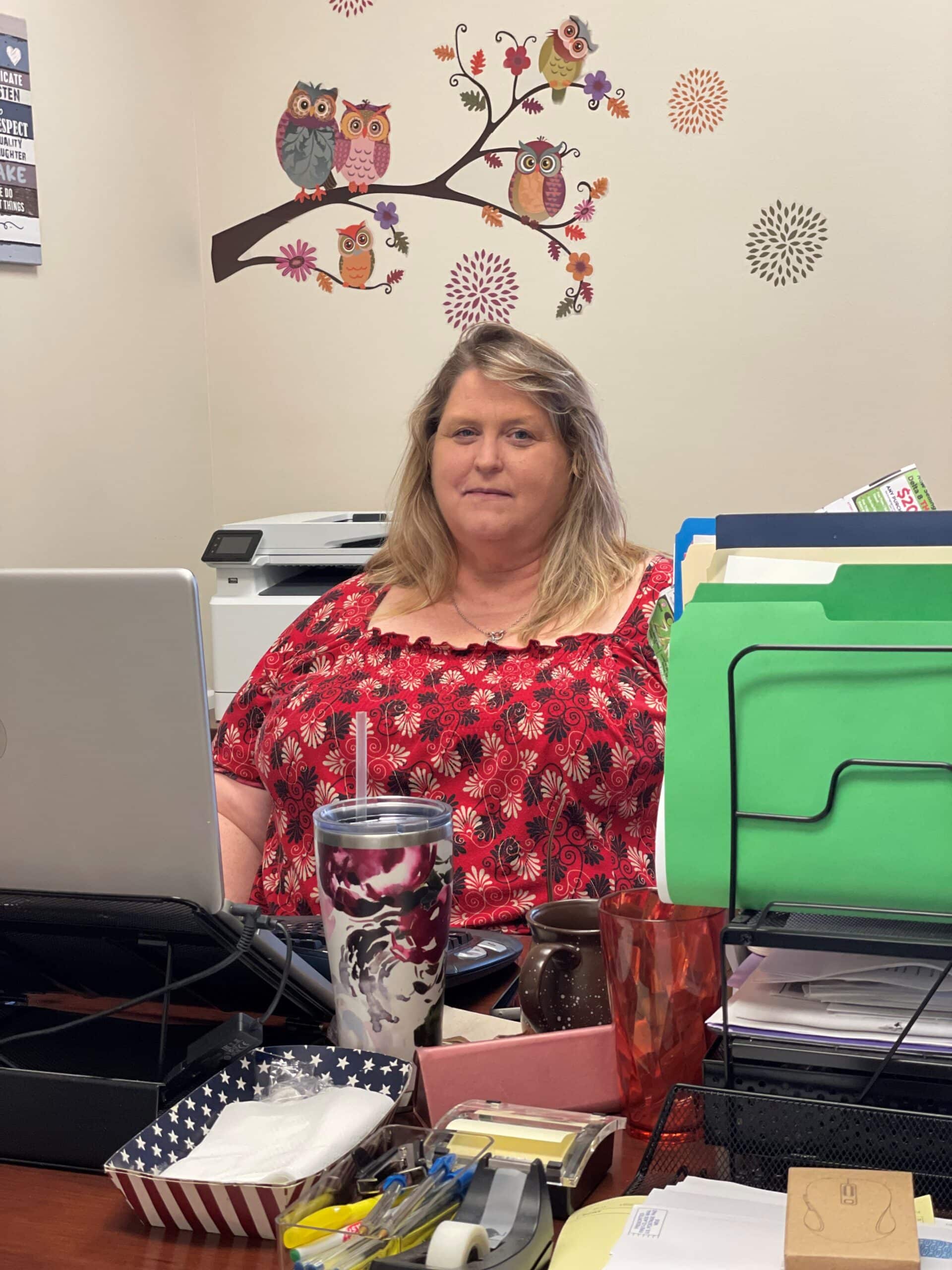 Honoring Vicky Akers for HR Professionals day - Soldiers' Angels