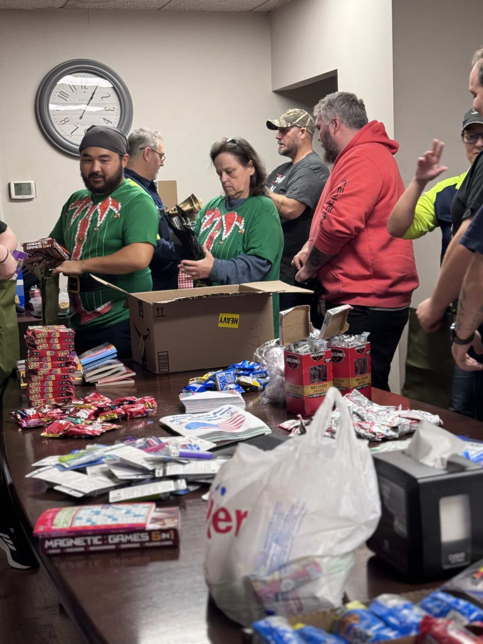 Spreading Holiday Cheer and Honoring Veterans - Soldiers' Angels